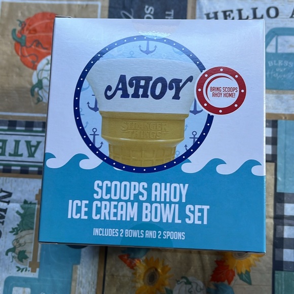 Netflix | Kitchen | Netflix Stranger Things Scoops Ahoy Ice Cream Bowl ...
